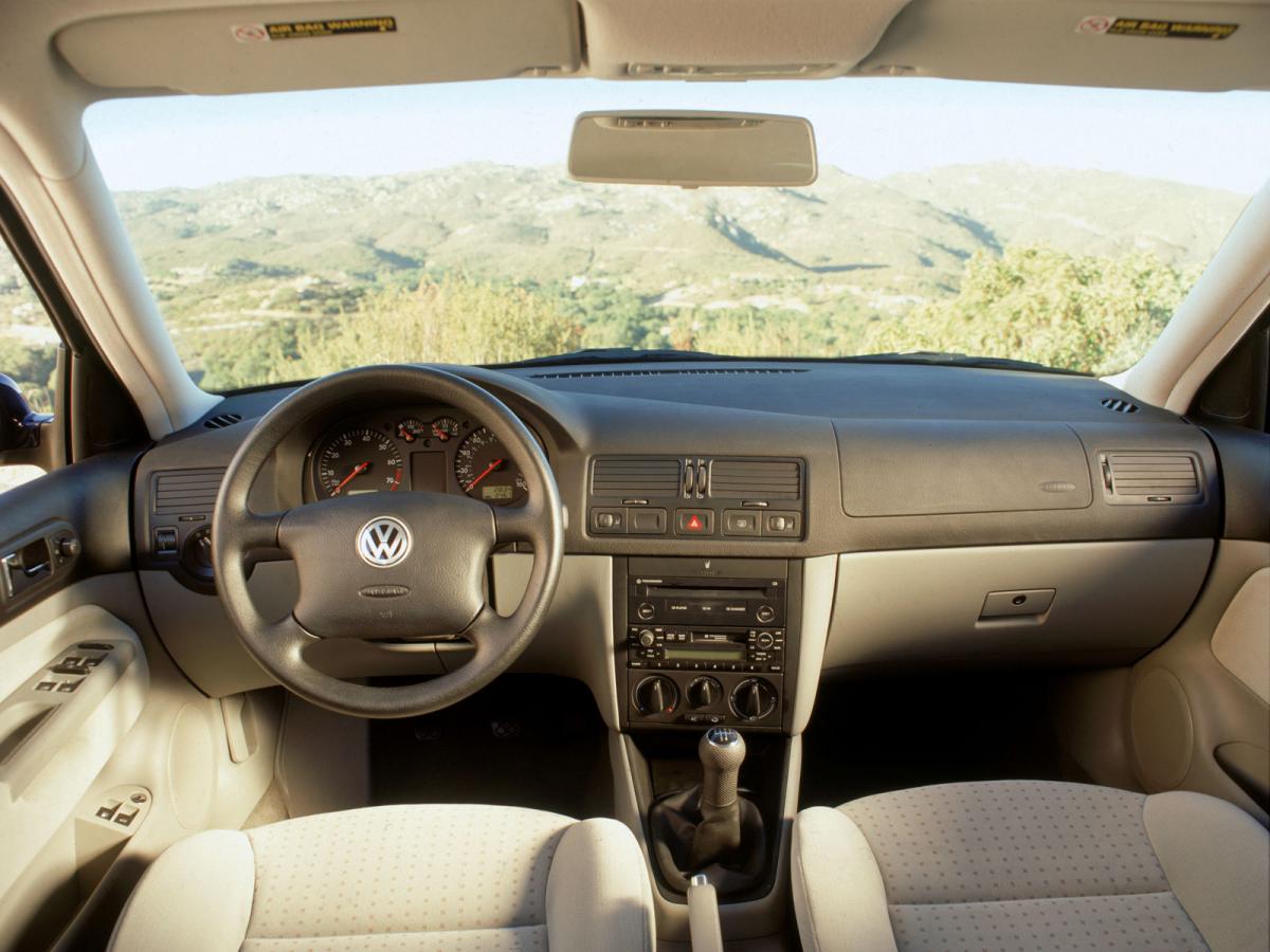Volkswagen Jetta IV Wagon 2.3 VR5 (150 Hp)